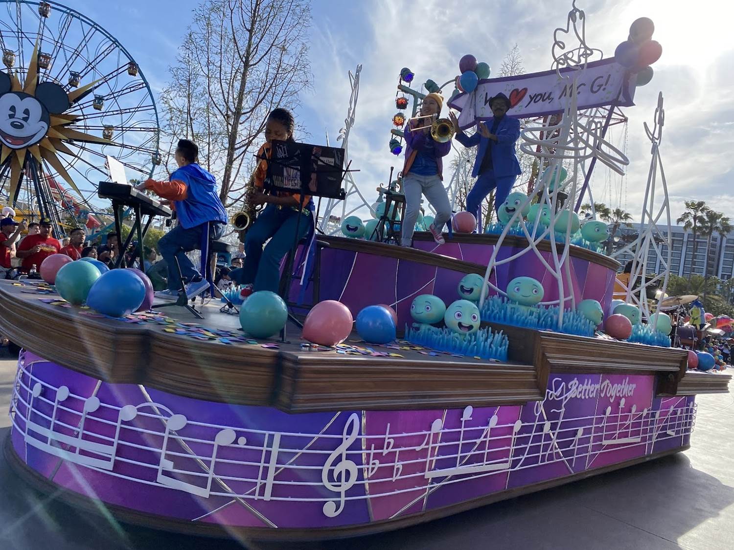 Photos and Video: “Better Together: A Pixar Pals Celebration!” Parade ...