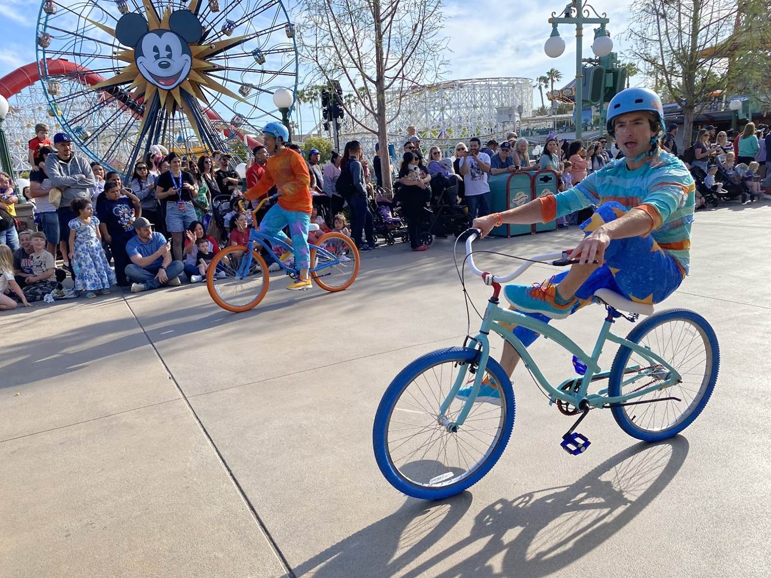 Photos and Video: “Better Together: A Pixar Pals Celebration!” Parade ...