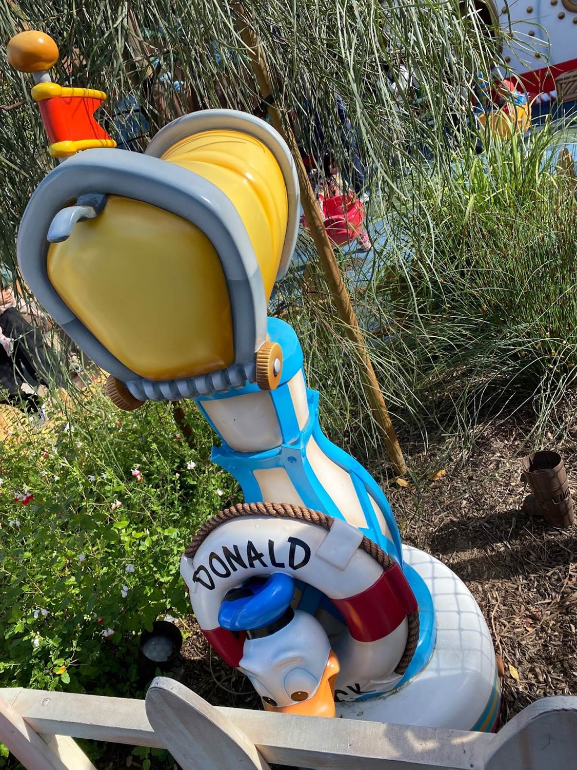Photos: Donald’s Duck Pond Finally Opens in Mickey’s Toontown After ...