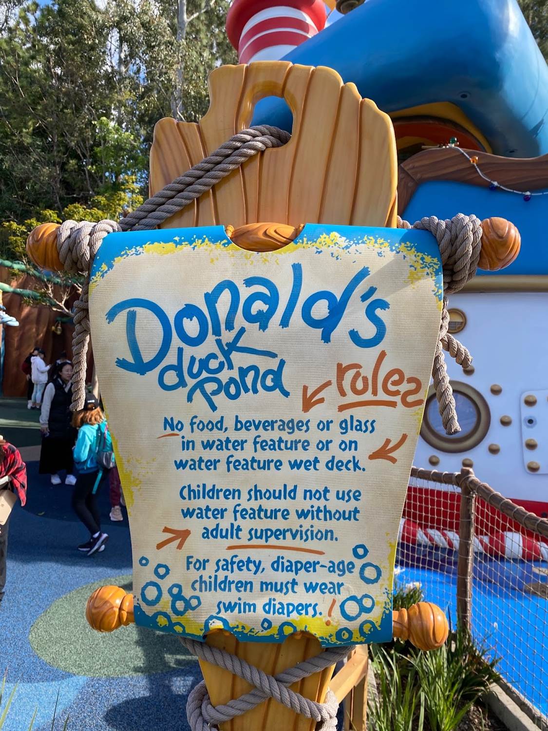Photos: Donald’s Duck Pond Finally Opens in Mickey’s Toontown After ...