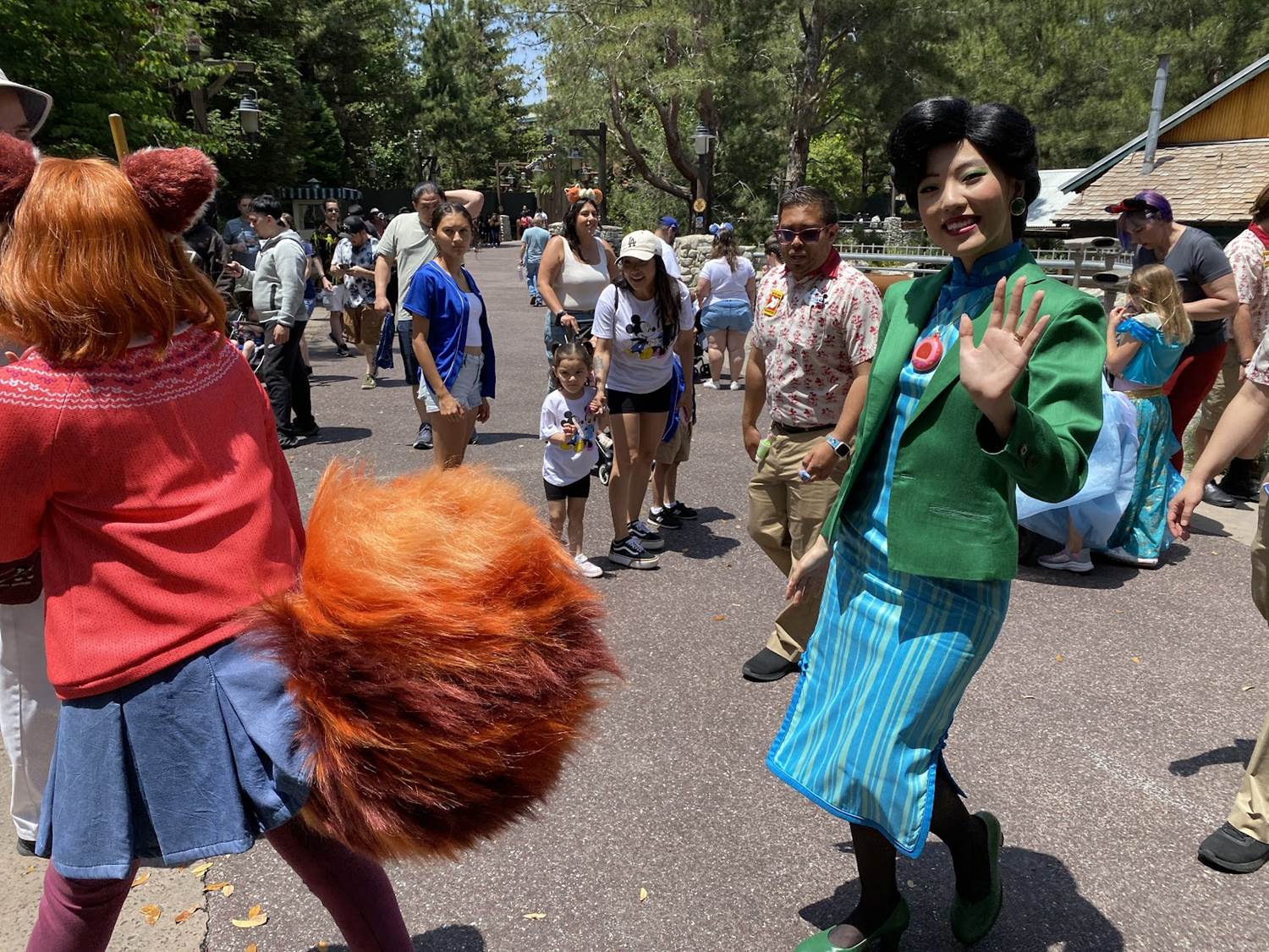 Photos: Mei Lin and Ming Return To Disney California Adventure For ...