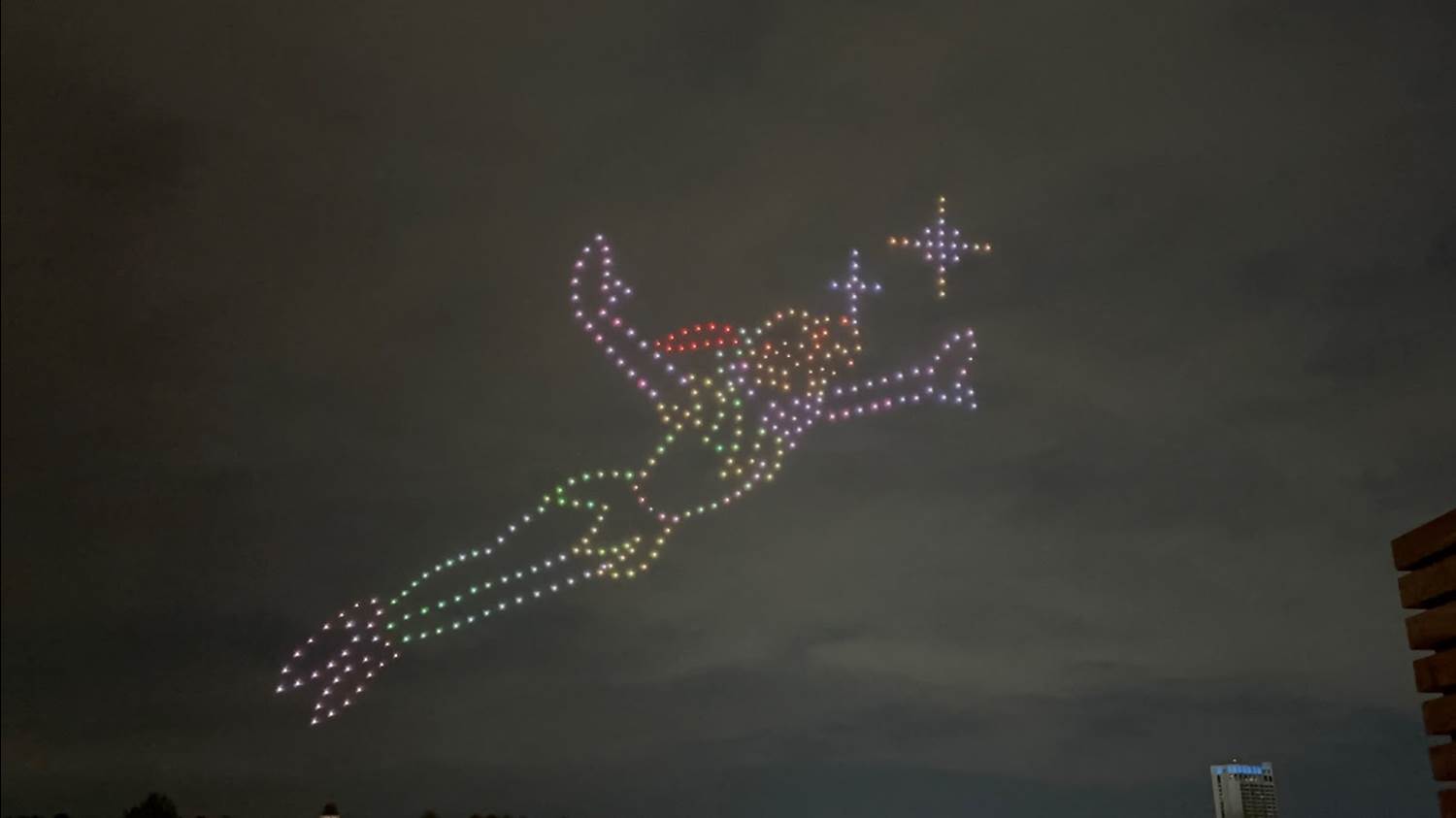 Photos / Video: “Disney Dreams That Soar” Drone Show Debuts at Disney ...