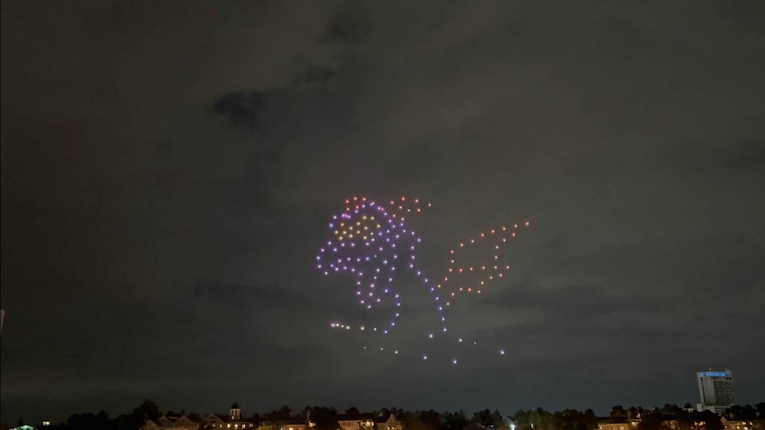 Photos / Video: “Disney Dreams That Soar” Drone Show Debuts at Disney ...