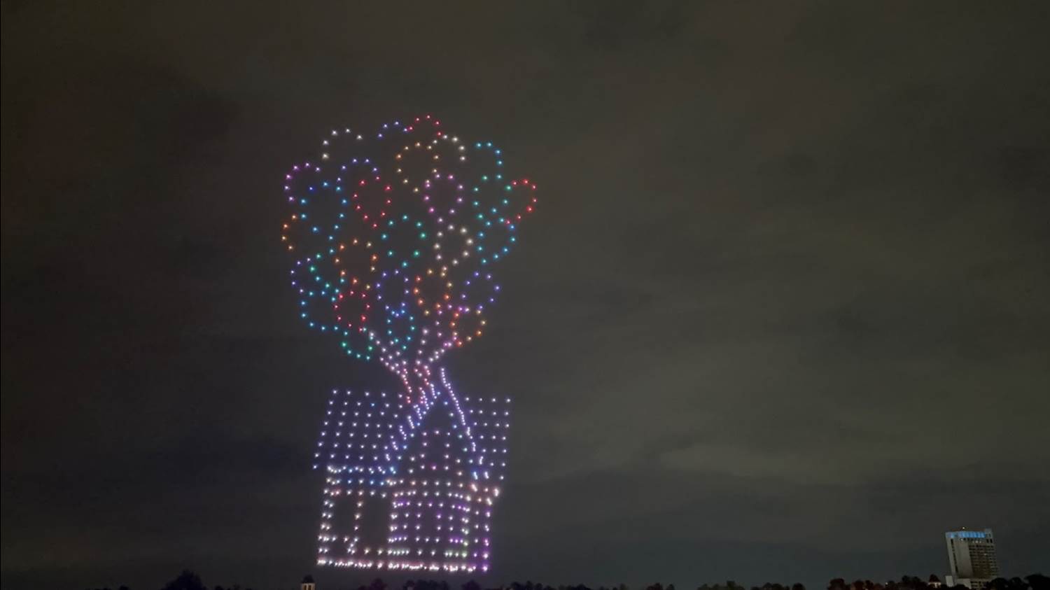 Photos / Video: “Disney Dreams That Soar” Drone Show Debuts at Disney ...