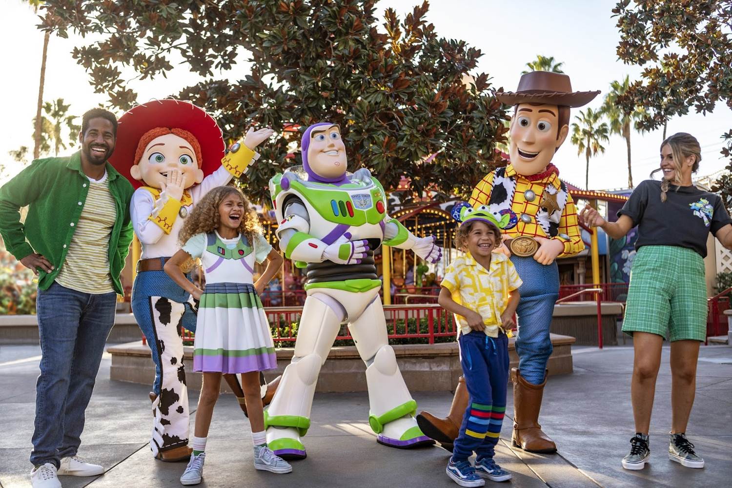 Summer 2024 Disneyland Resort Ticket Offer Now Available ...