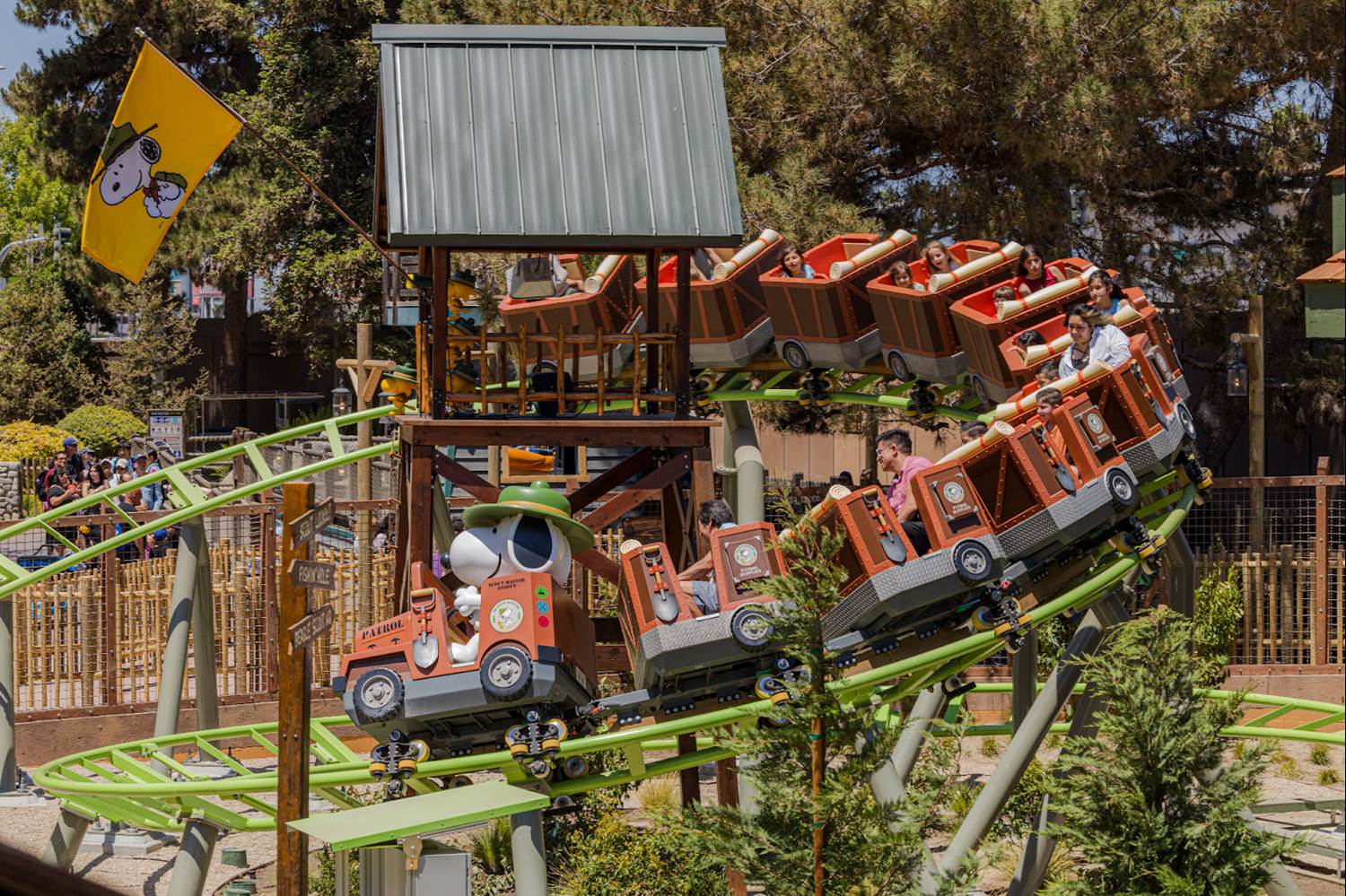 Knott's Berry Farm Officially Opens Reimagined Camp Snoopy ...