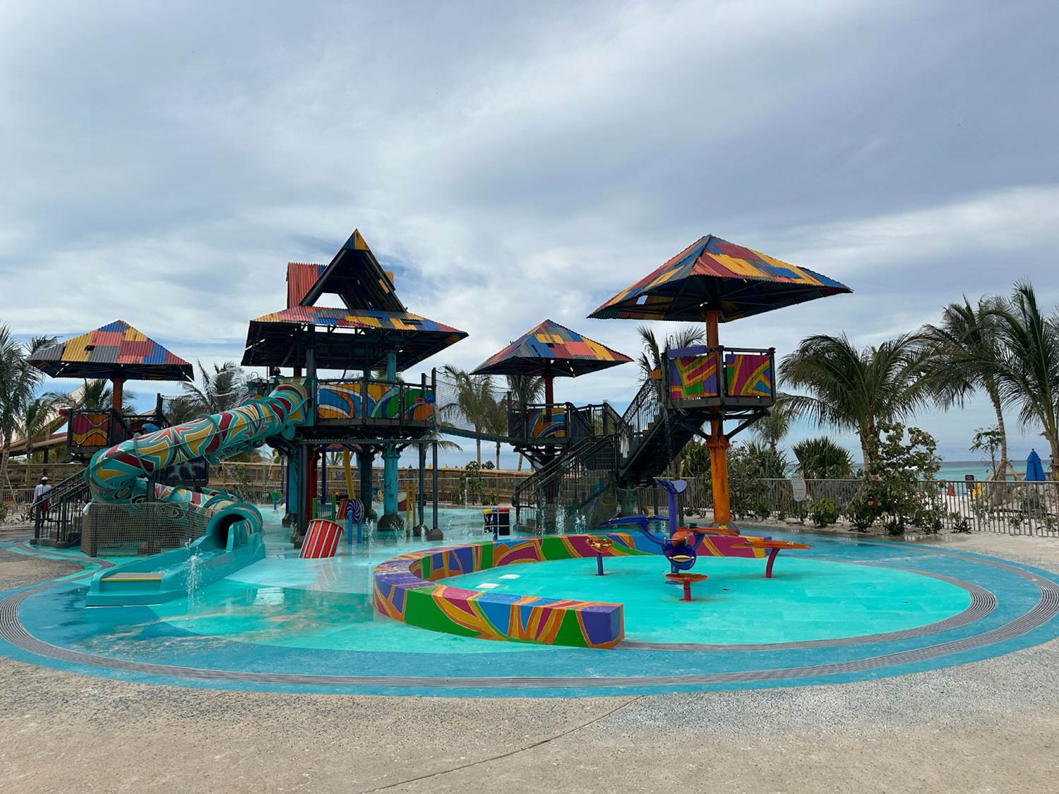 Peek Inside Disney Lookout Cay at Lighthouse Point as Previews of the ...