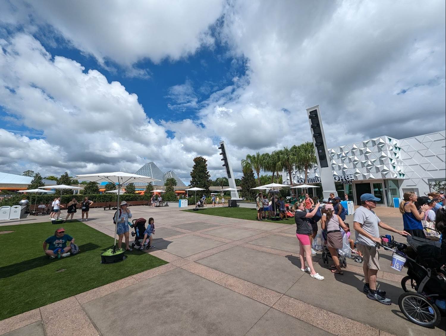 Photos: EPCOT's Transformation Completes With New CommuniCore Hall and ...