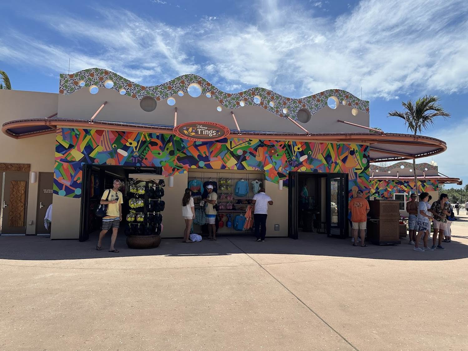 Photos: New Disney Lookout Cay at Lighthouse Point Merchandise ...