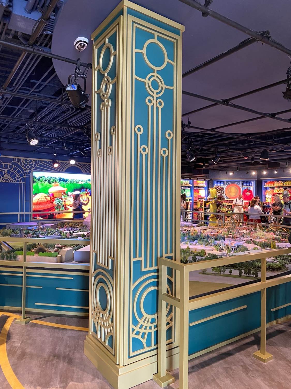 Photos / Video: Touring the Epic Universe Preview Center Featuring New ...