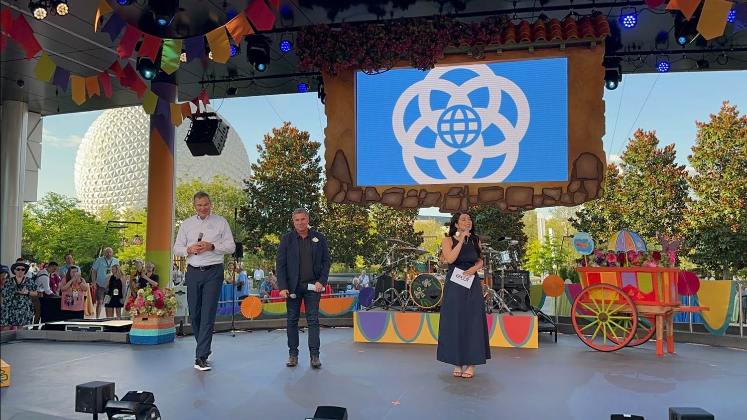 Photos / Videos: “¡Celebración Encanto!” Debuts at EPCOT’s New ...