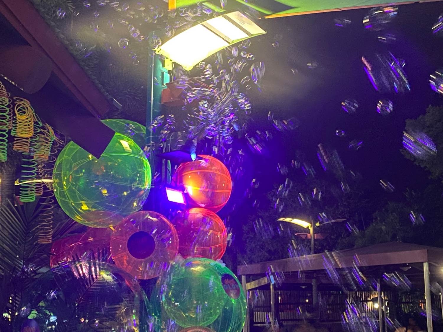 Photos/Video: AquaGlow Lights Up The Night At Aquatica Orlando ...