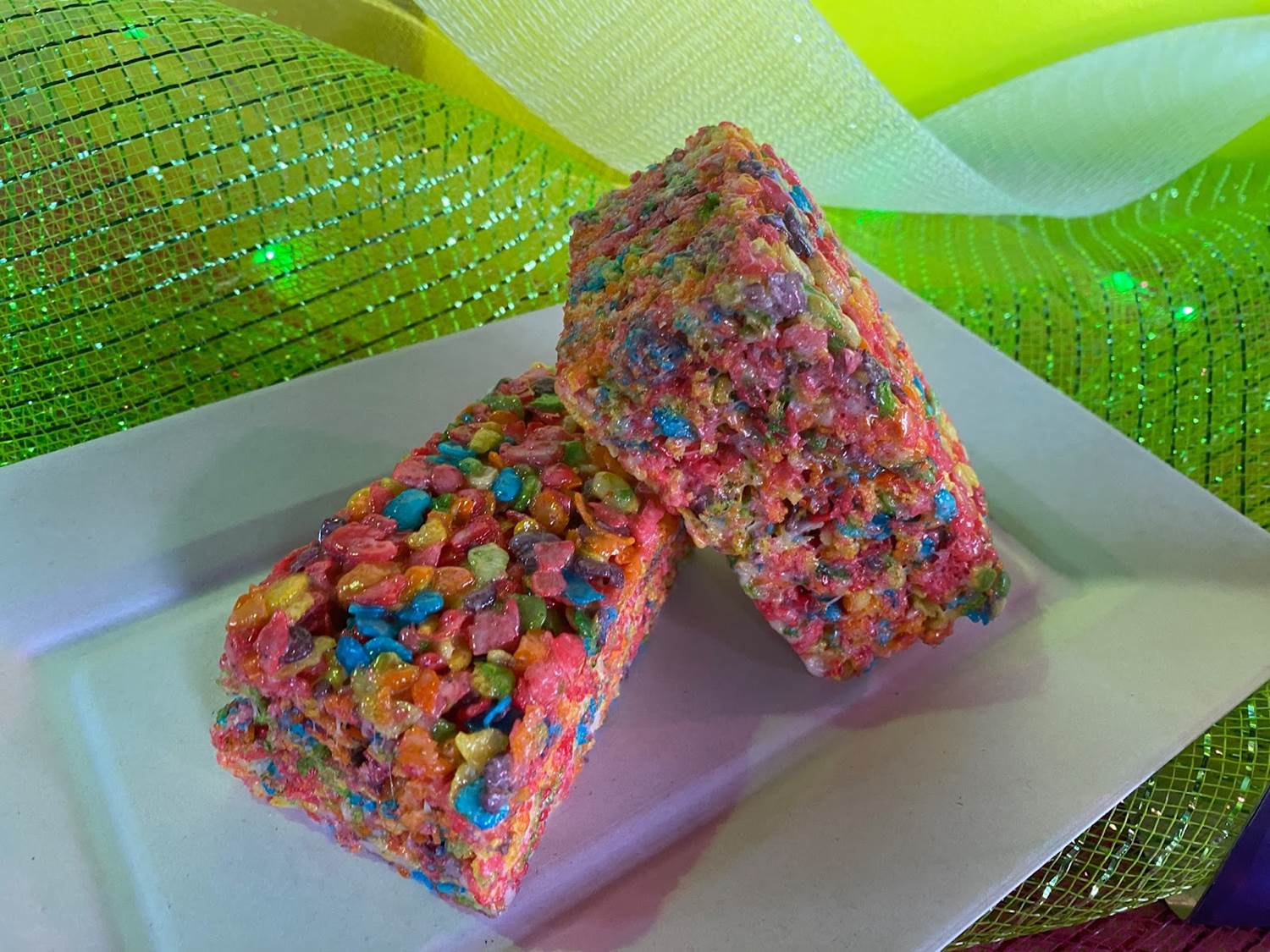 Photos/Video: AquaGlow Lights Up The Night At Aquatica Orlando ...