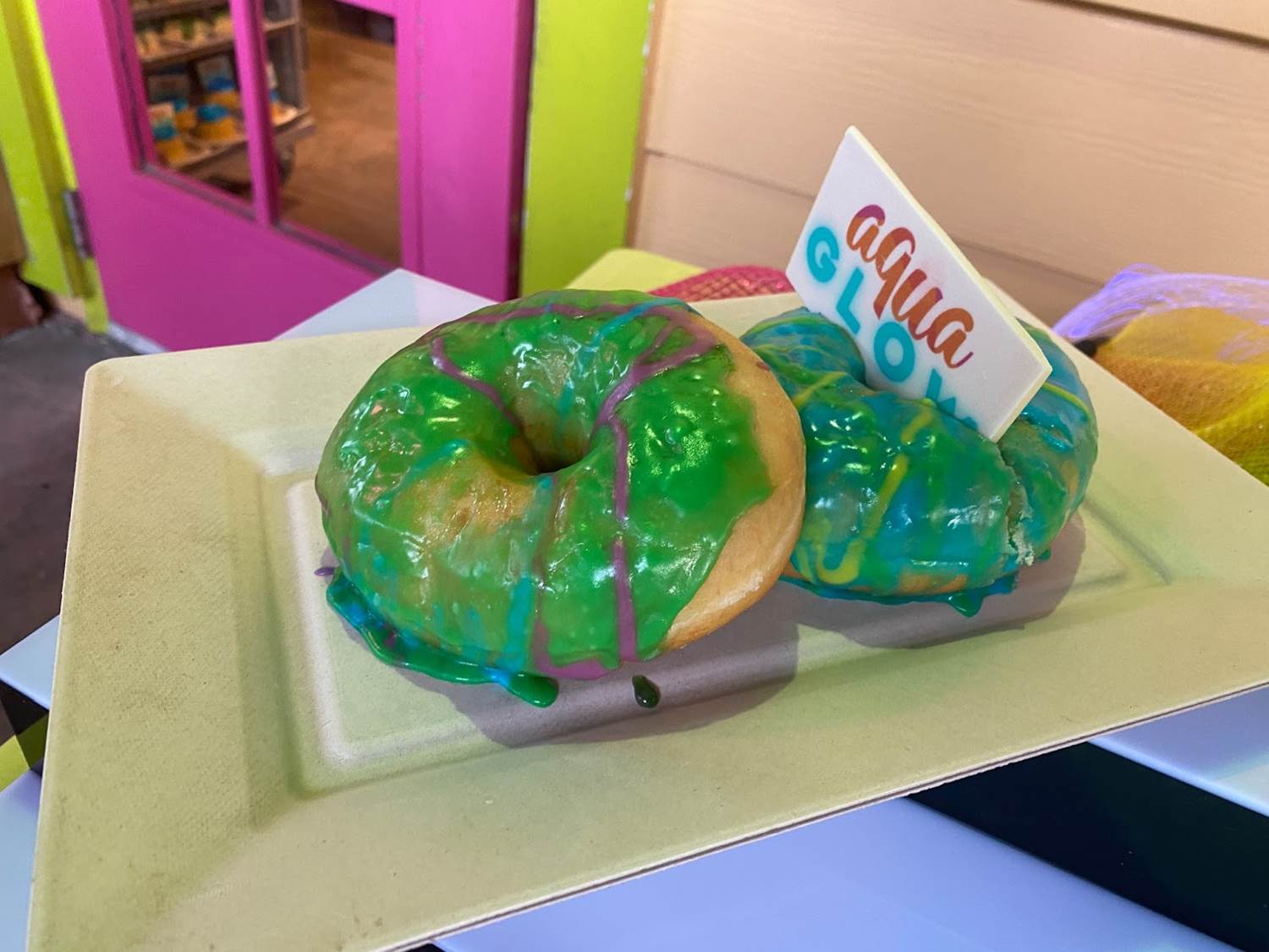 Photos/Video: AquaGlow Lights Up The Night At Aquatica Orlando ...