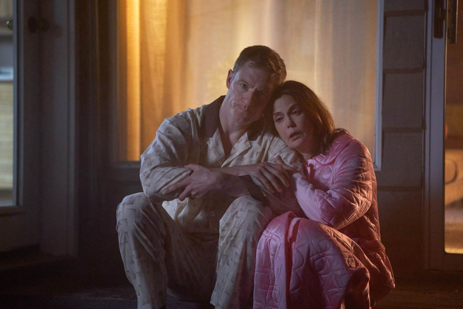 Anxiety & Love: Teri Hatcher and Tahmoh Penikett Share Their Experience ...