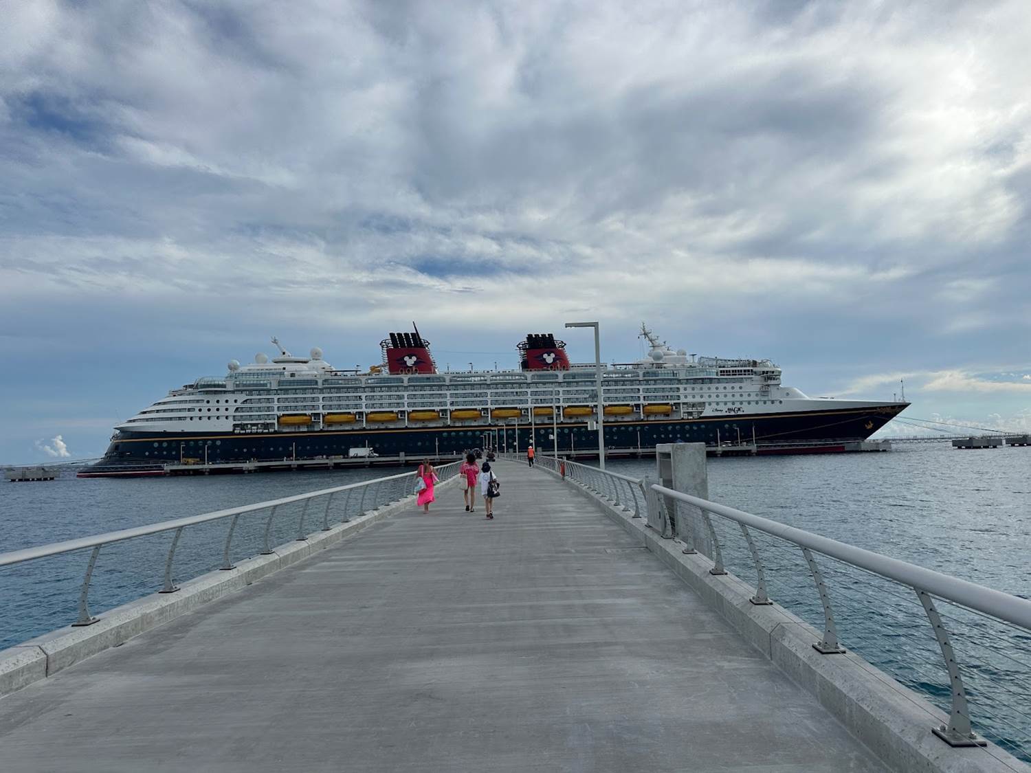 Touring Disney’s New Island Destination – Disney Lookout Cay at ...