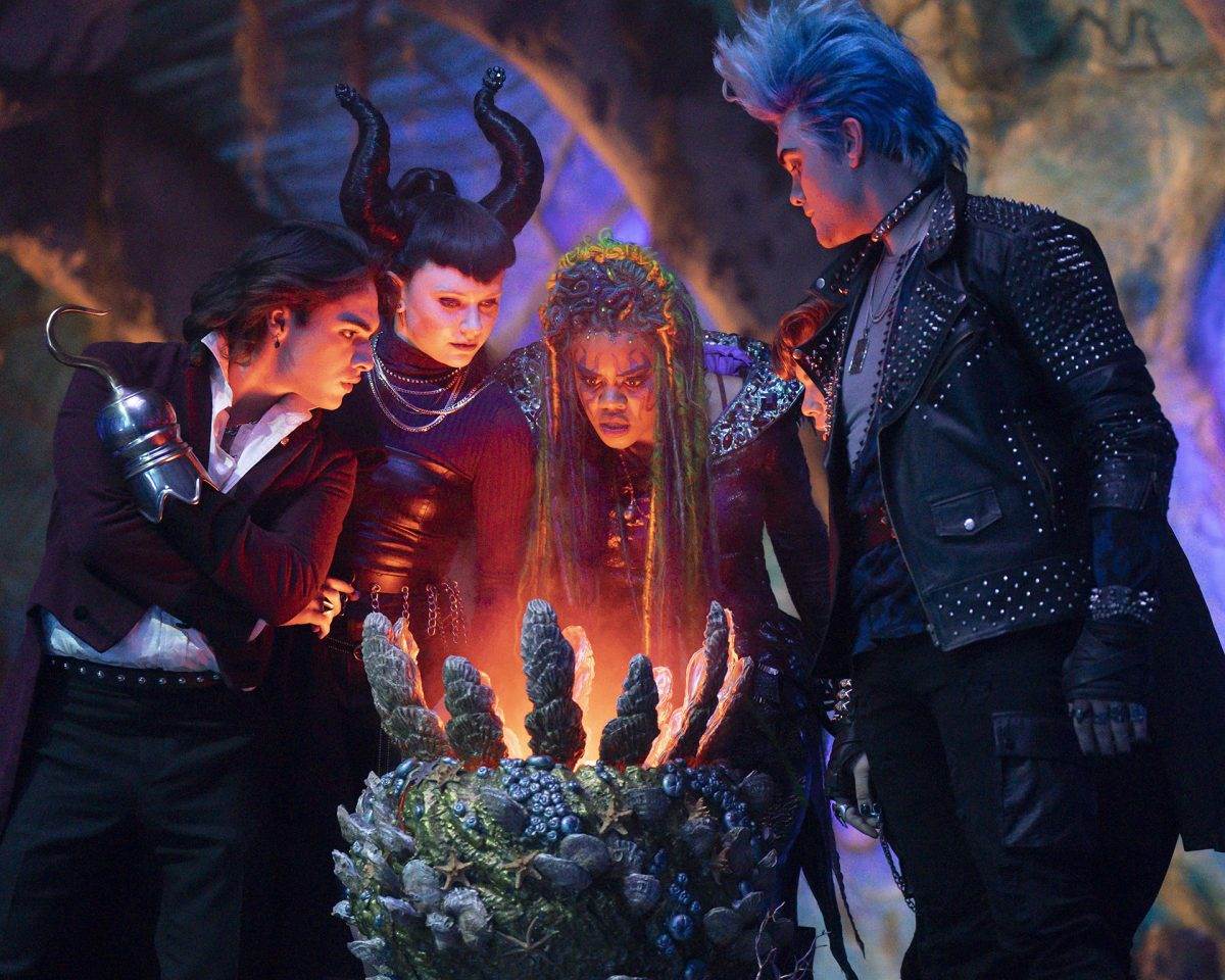 "Descendants: The Rise Of Red" Becomes Disney Branded Television's ...