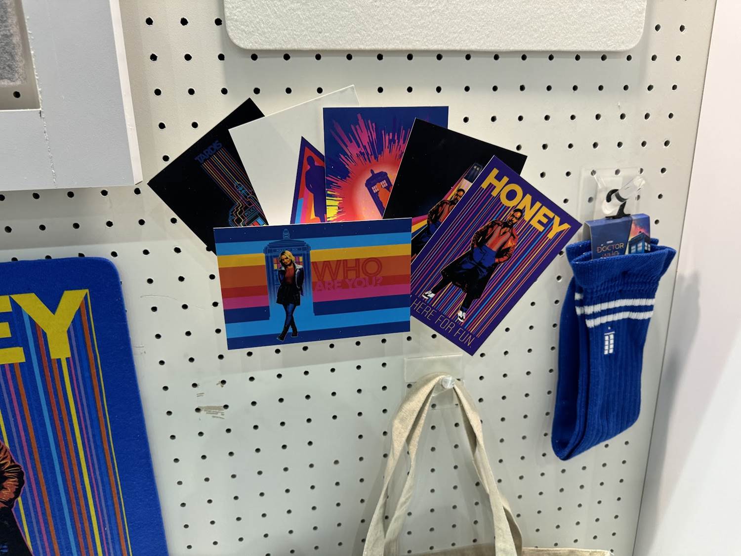 Photos: Disney Bundle Programs Celebrated in Booth At San Diego Comic ...