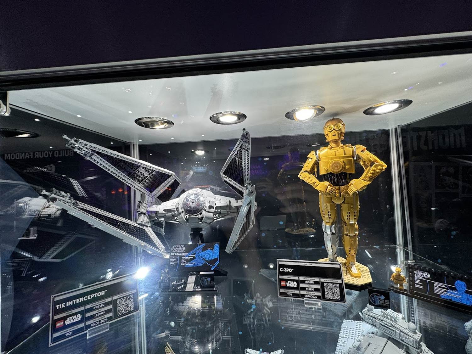 Photos: LEGO Booth at SDCC 2024 Highlights Star Wars Sets, Marvel ...