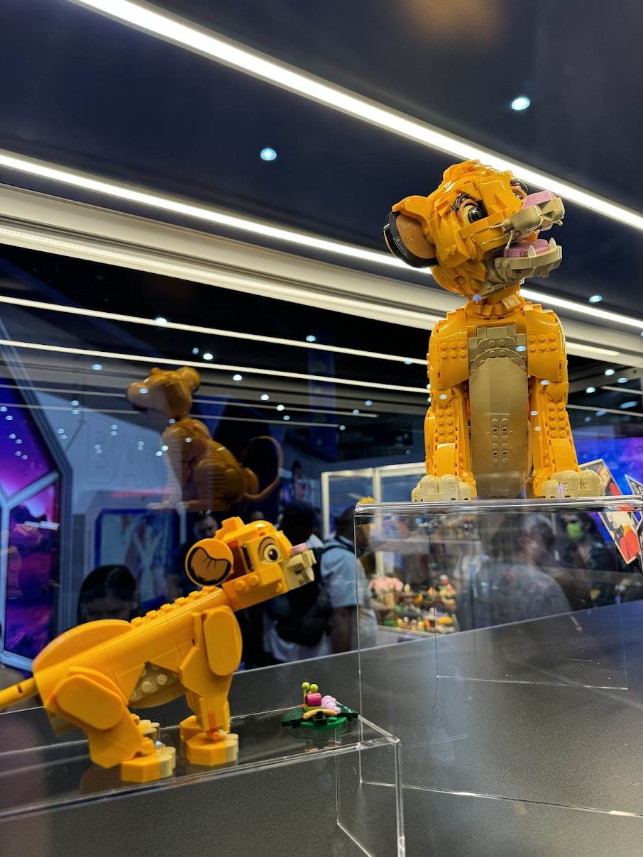 Photos: LEGO Booth at SDCC 2024 Highlights Star Wars Sets, Marvel ...