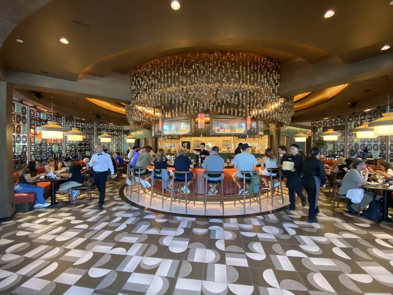 Photos: Take A Look Around The New Din Tai Fung Location In Downtown ...