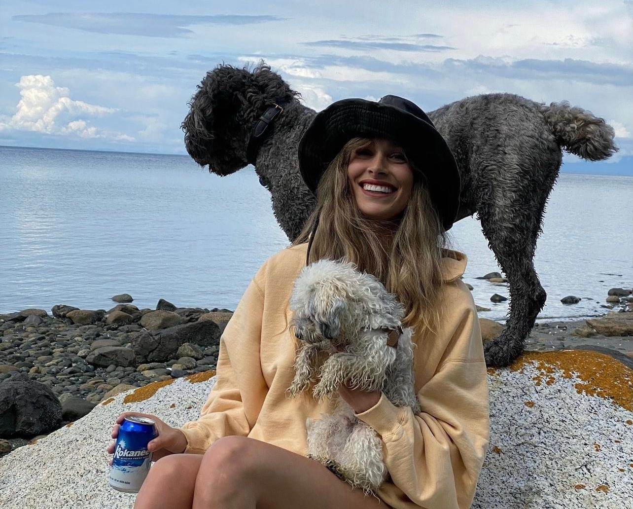 “The Bachelor” Season 21 Contestant Hailey Merkt Passes Away at the Age ...