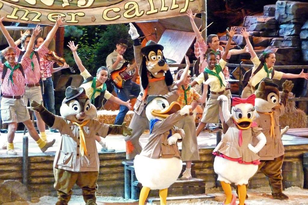 Extinct Attractions - Goofy's Summer Camp - LaughingPlace.com