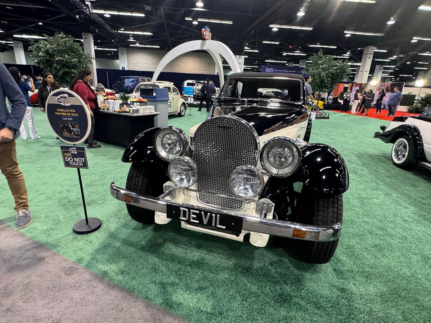 Photos: "A Great Big Beautiful Car Show" Debuts At D23: The Ultimate ...