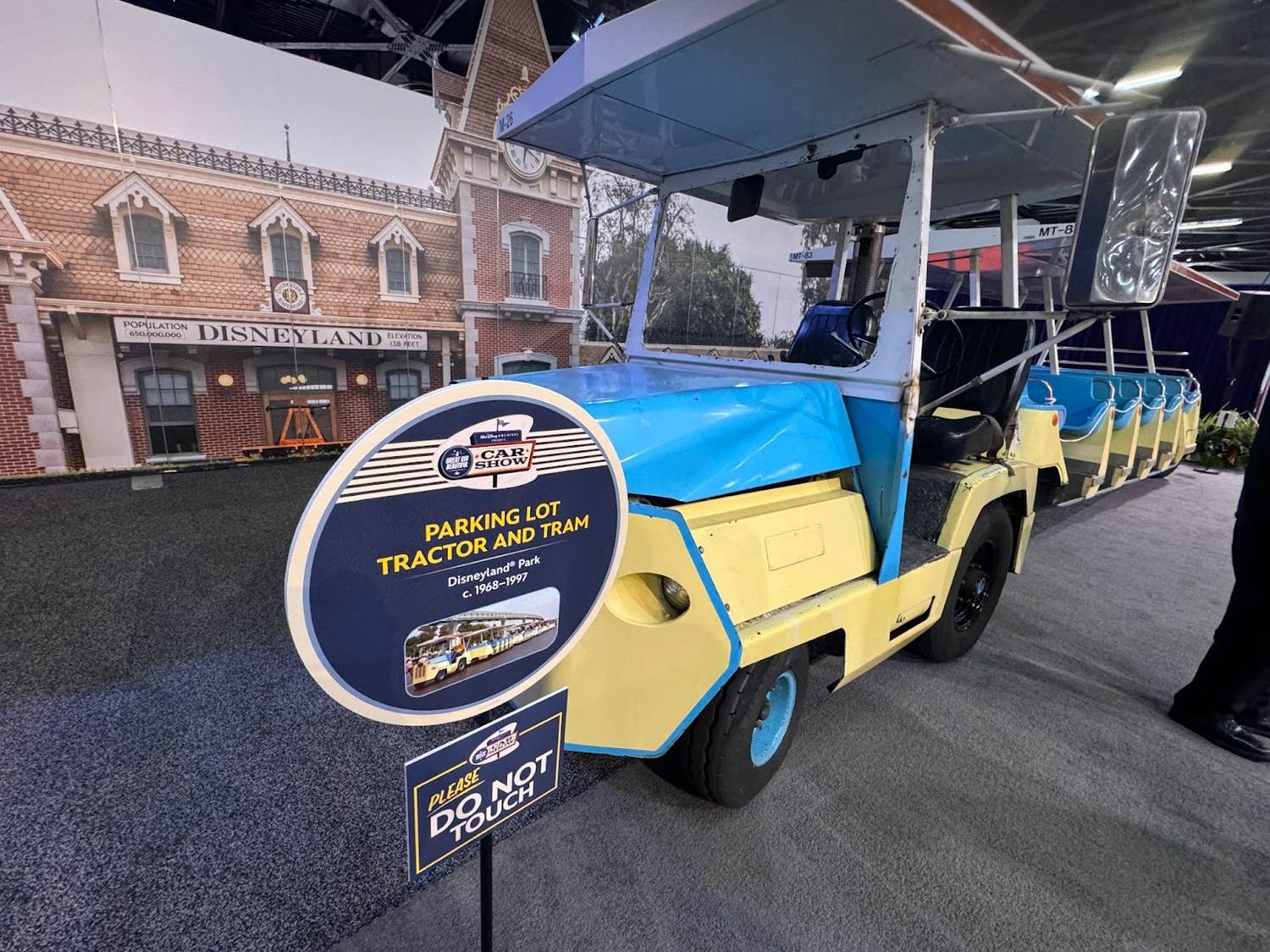 Photos: "A Great Big Beautiful Car Show" Debuts At D23: The Ultimate ...