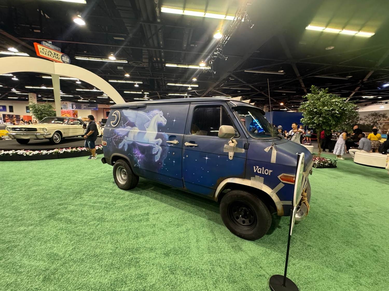 Photos: "A Great Big Beautiful Car Show" Debuts At D23: The Ultimate ...