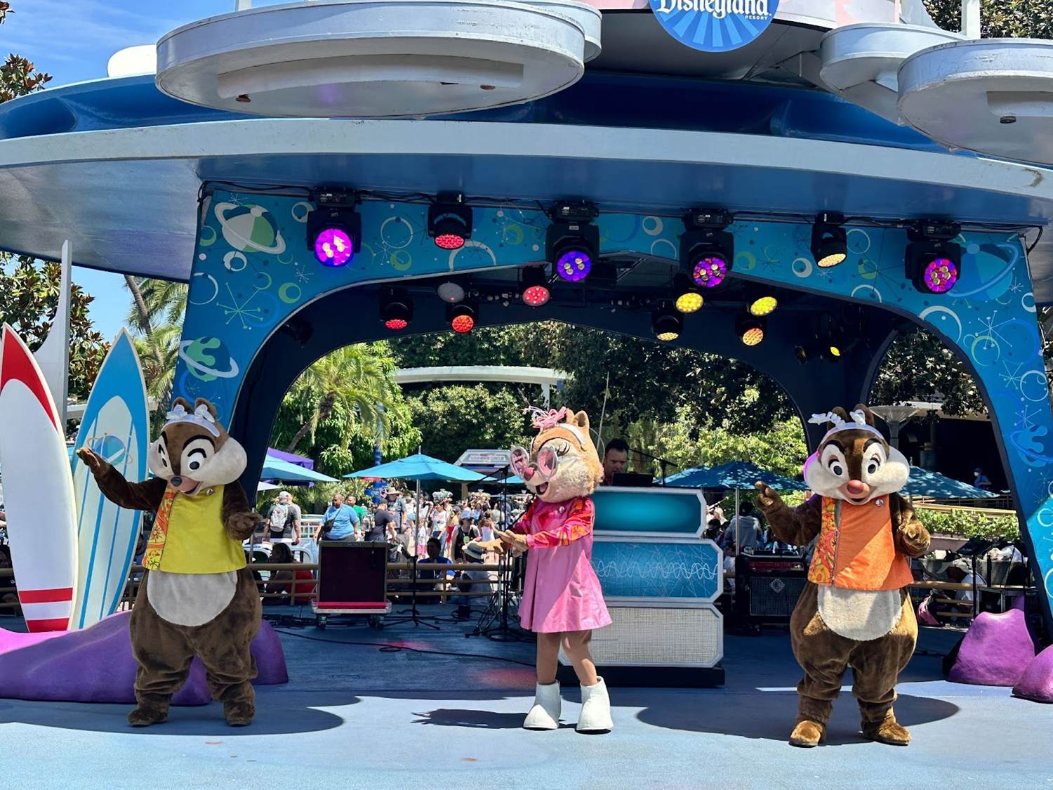 Photos: D23 Day at Disneyland Overflows With Character Experiences ...