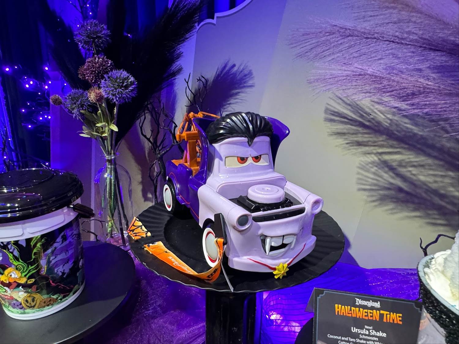 Photos: Halloween Time Food and Beverages at Disneyland Resort ...