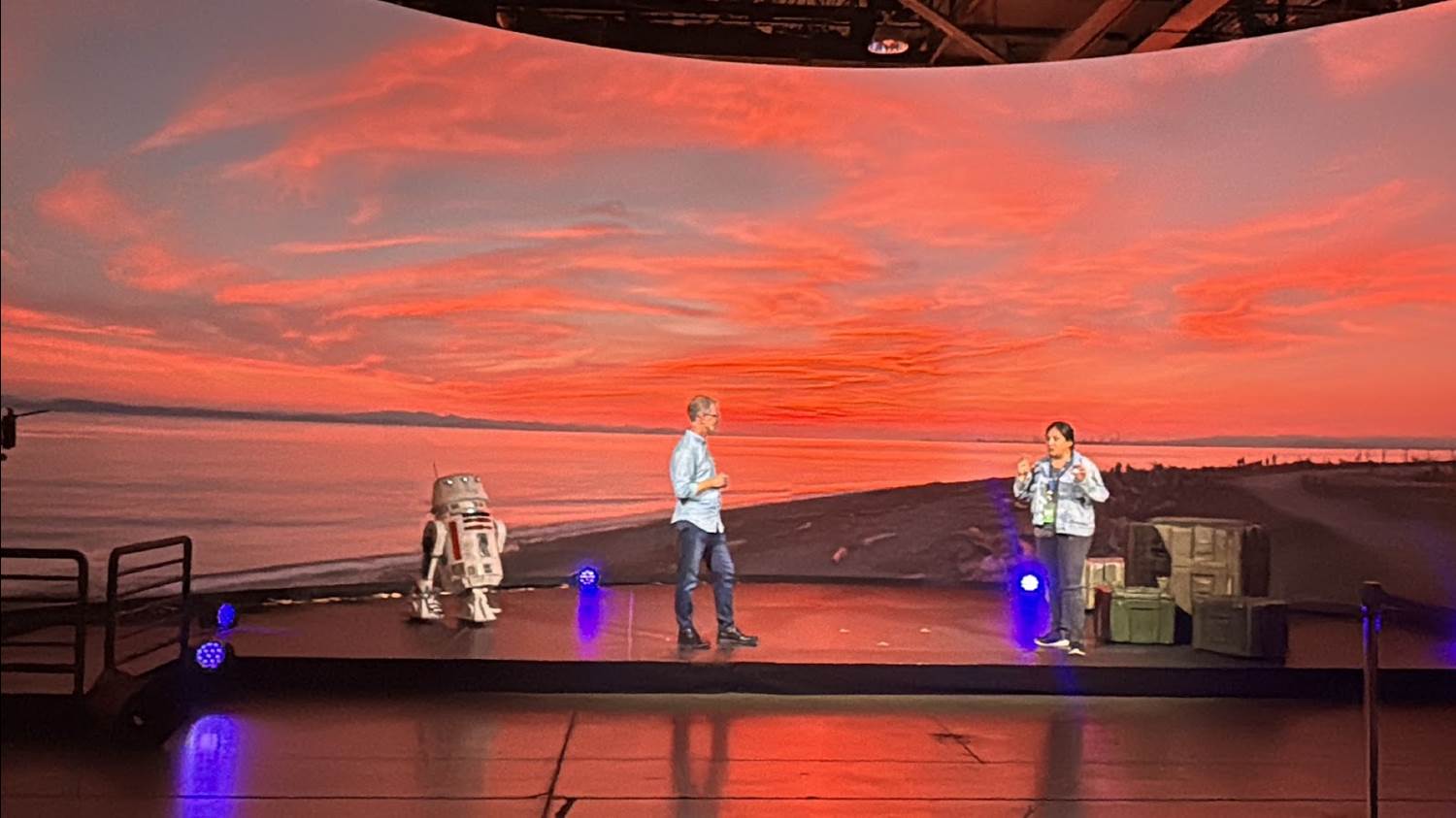 Photos/Video: ILM StageCraft Shows Tech at Lucasfilm Booth at D23: The ...