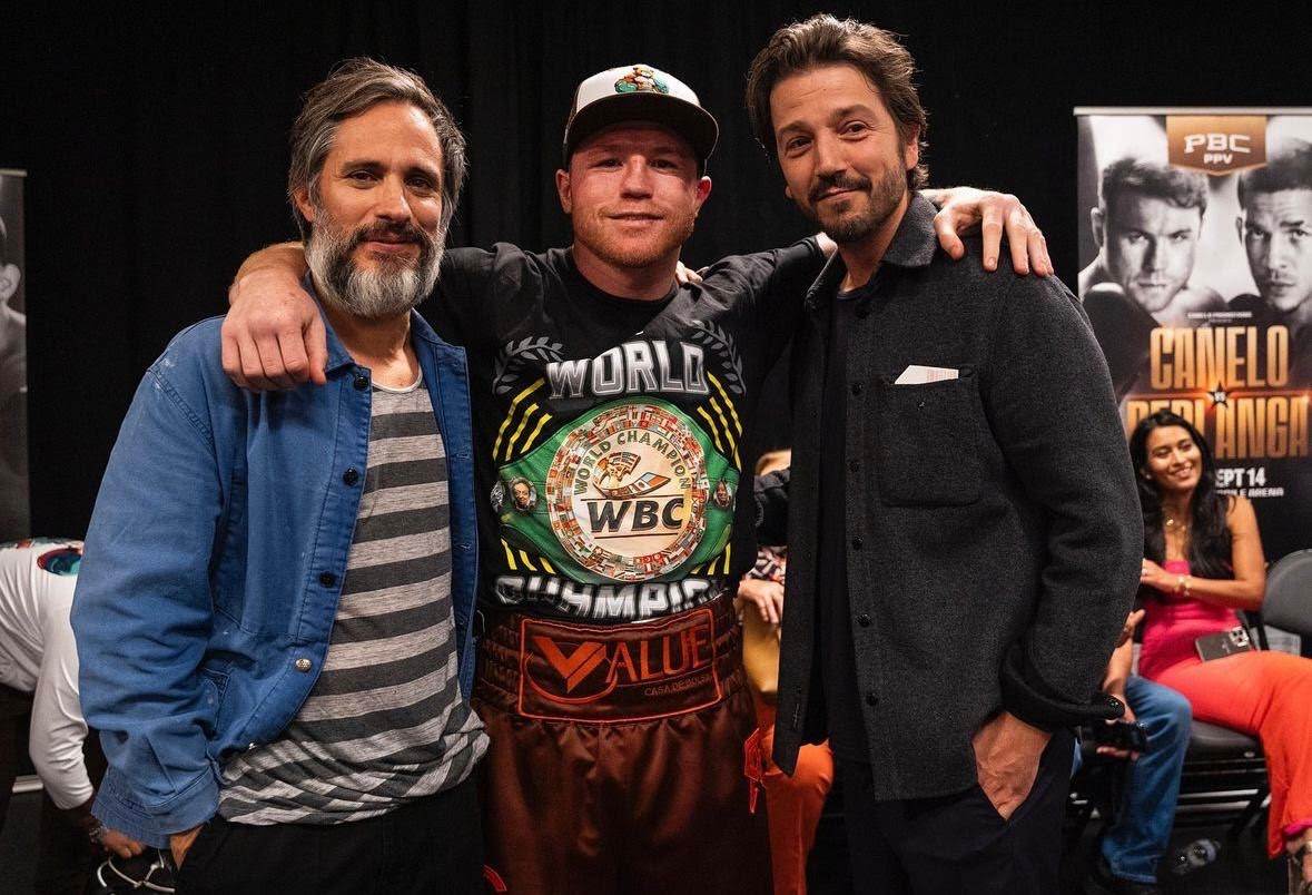 Diego Luna and Gael García Bernal Reunite Ahead Of New Hulu Series ...