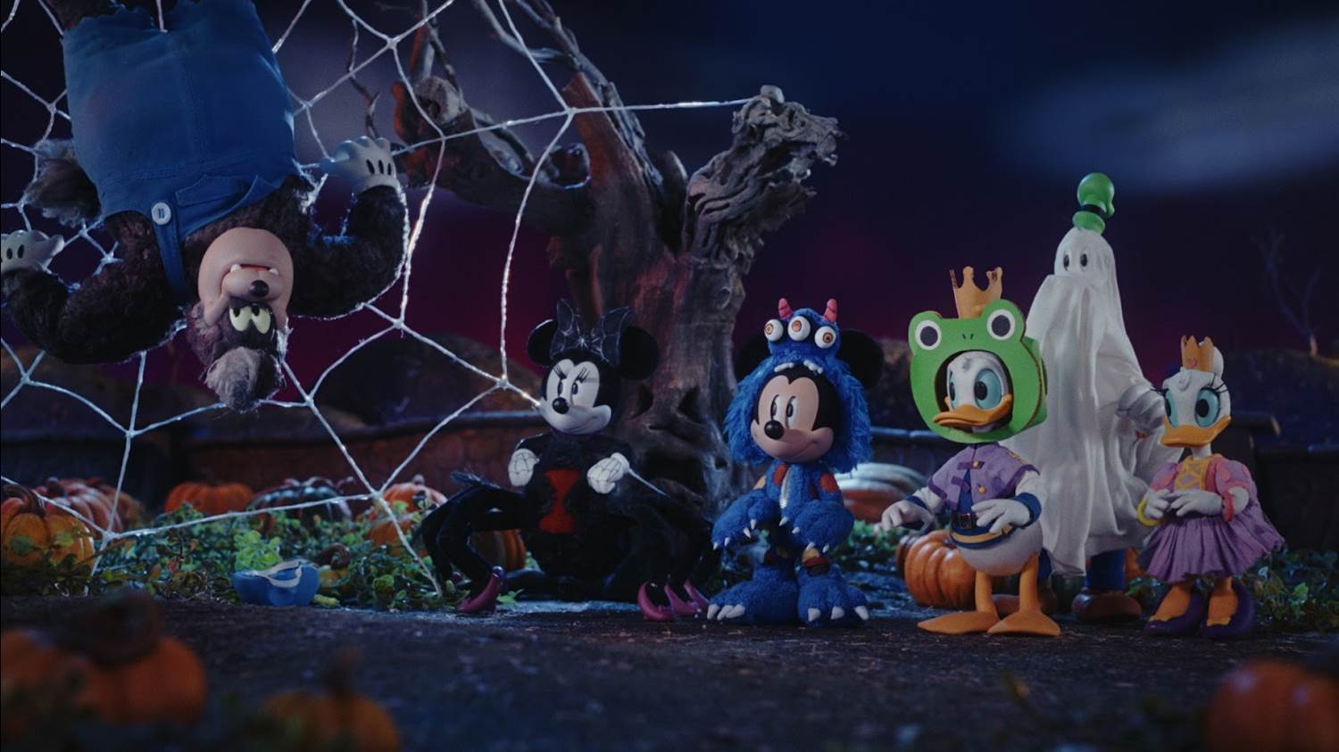 Exclusive Clip: "Mickey's Spooky Stories" Brings More Stop-Motion Fun ...