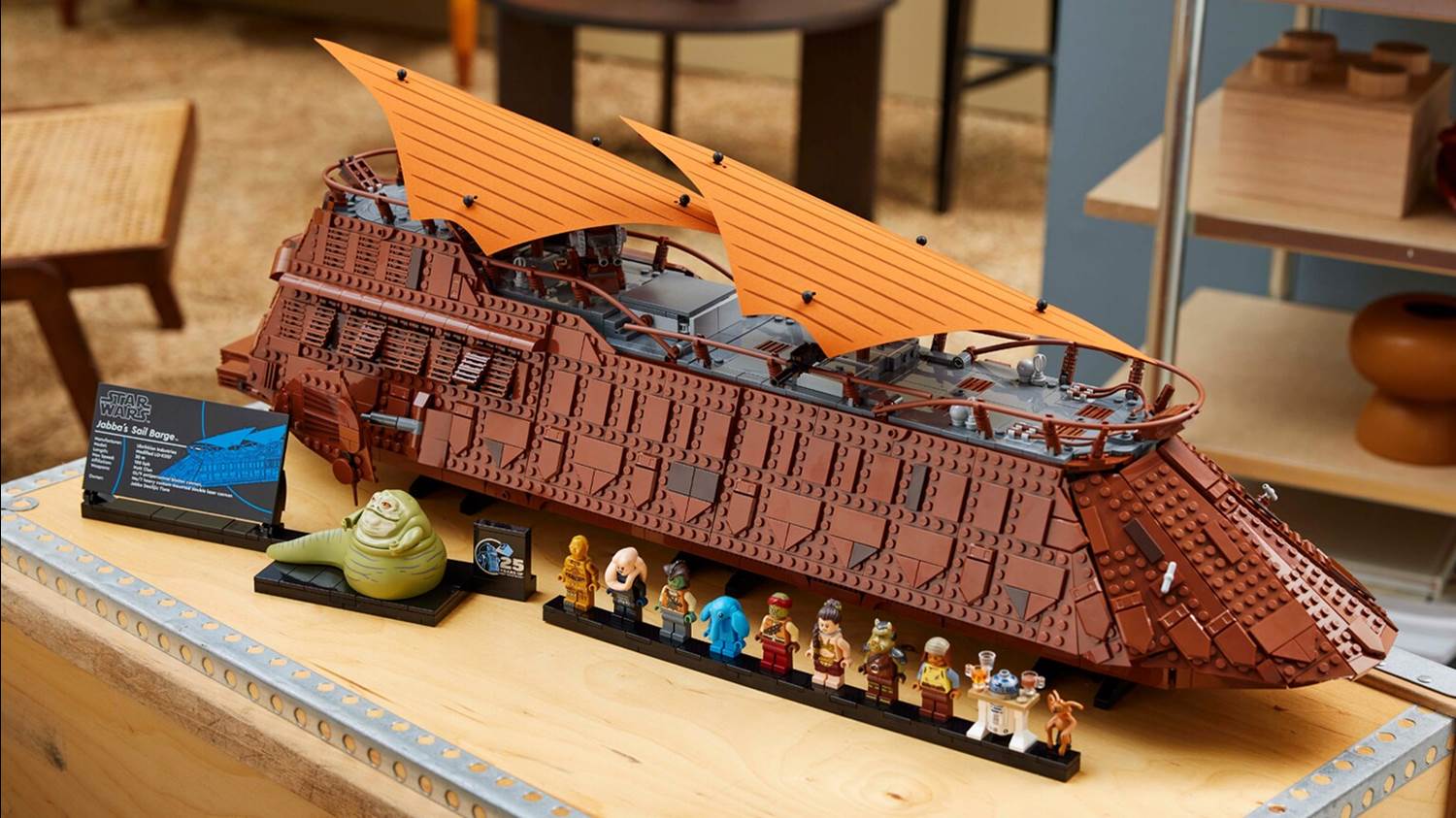 LEGO Shows Off New Jabba's Sail Barge Ultimate Collector Series Set ...