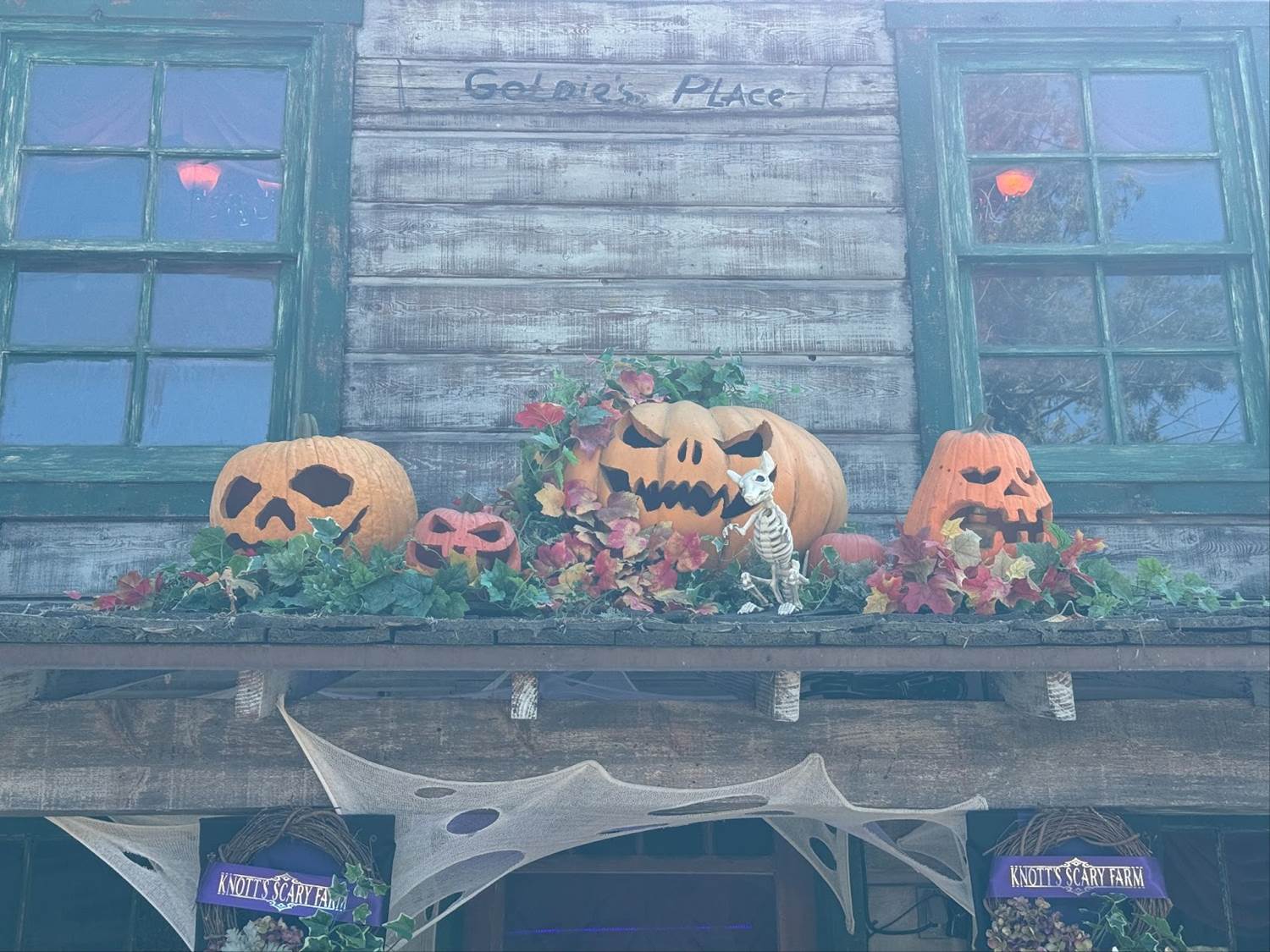 Photos / Videos: Knott's Spooky Farm 2024 Arrives with Shows, Snakes ...