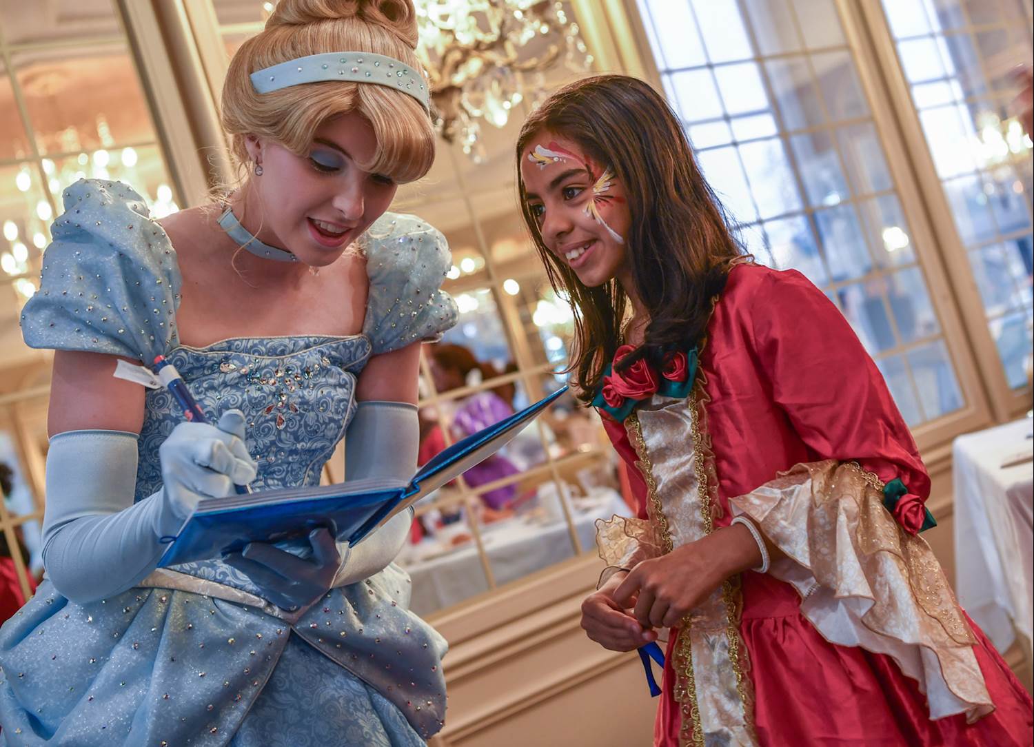 Children from Non-Profit Secours Populaire Make a Magical Visit to ...