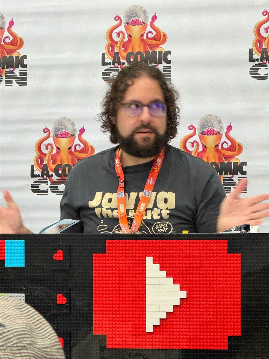 Event Recap / Photos: LA Comic Con Hosts Its Best Show Yet with Ewan ...