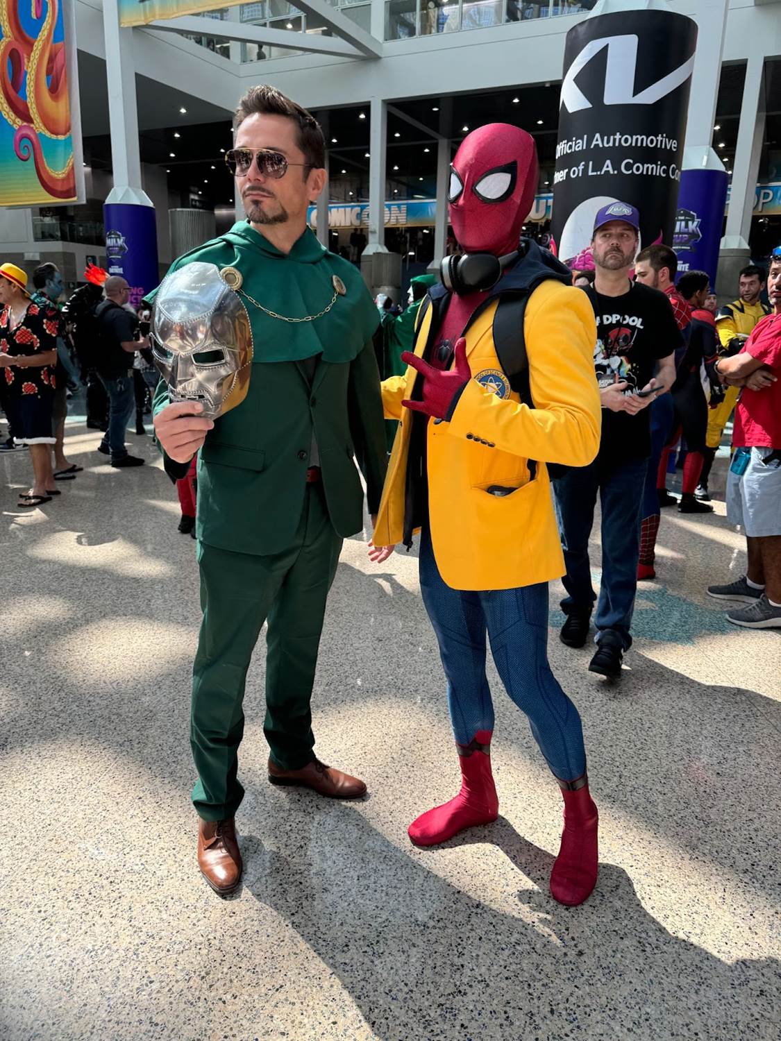 Event Recap / Photos: LA Comic Con Hosts Its Best Show Yet with Ewan ...