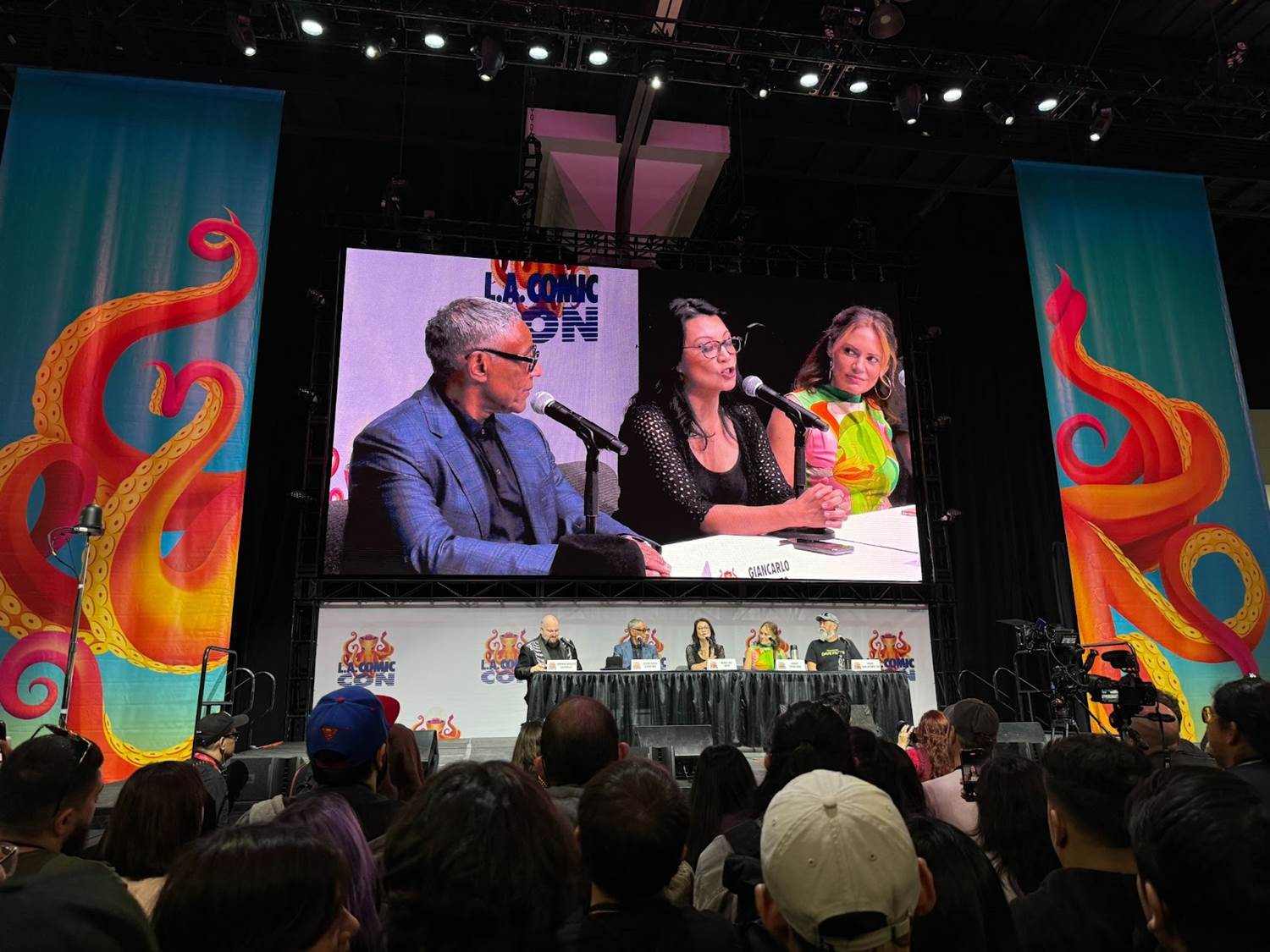 Event Recap / Photos: LA Comic Con Hosts Its Best Show Yet with Ewan ...