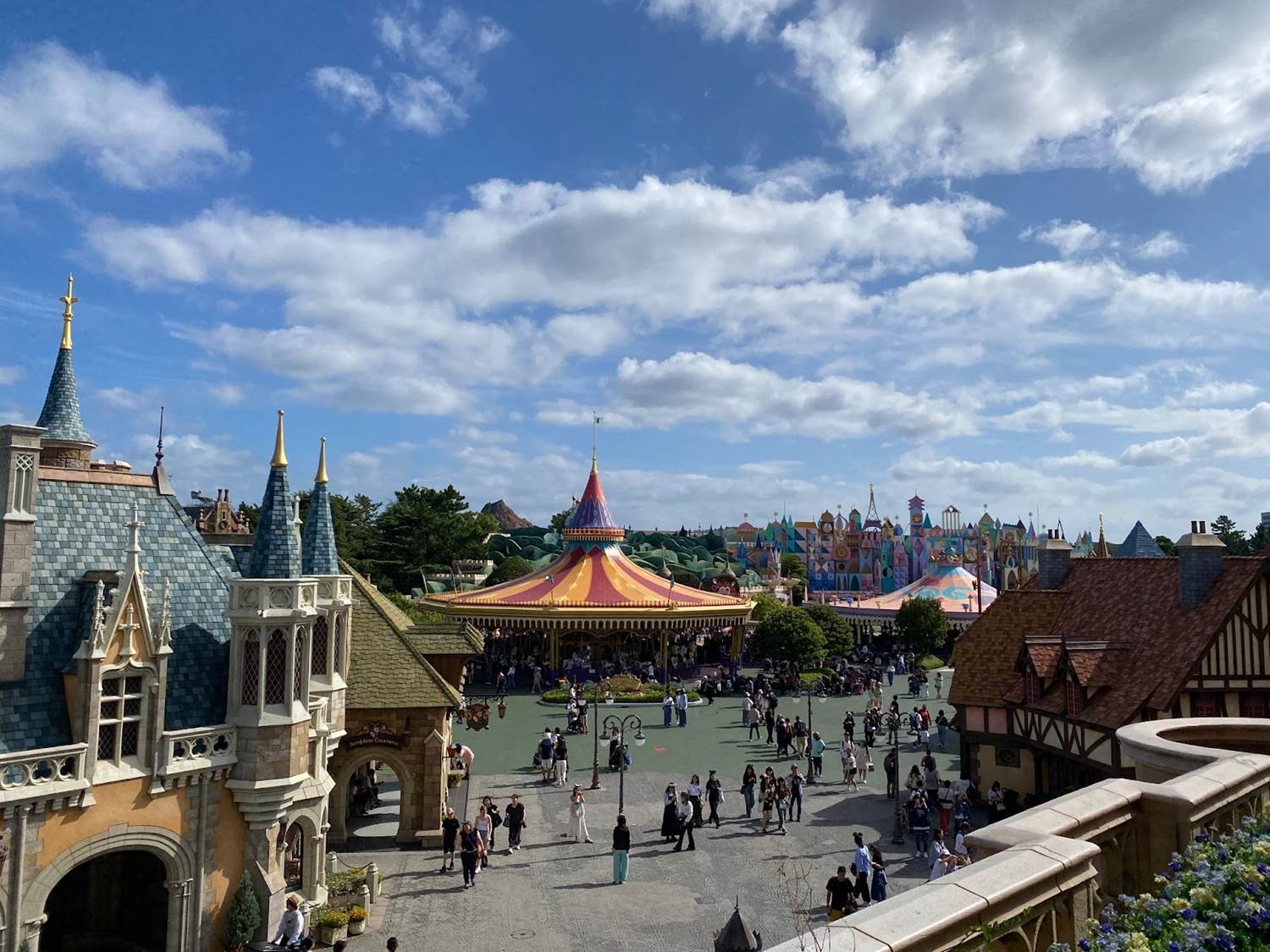 Exploring the Hidden Gems of Tokyo Disneyland – From Tony Solaroni to ...