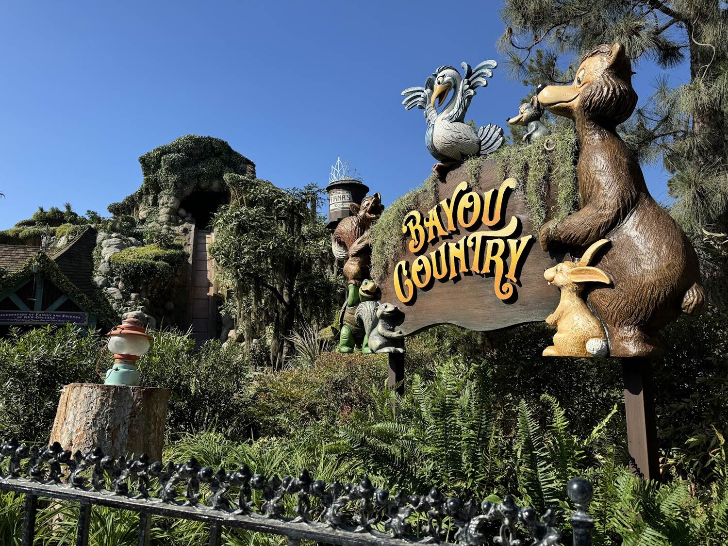 Photos: New Sign Welcomes Guests To Bayou Country At Disneyland Park ...