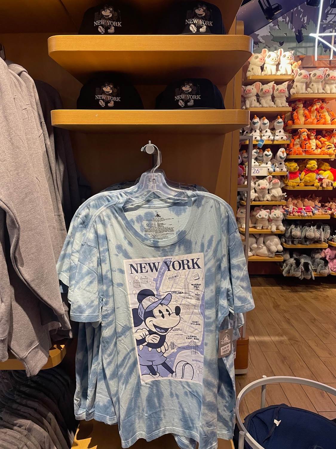 Photos: Times Square Disney Store Adds a Bit of the Big Apple to ...