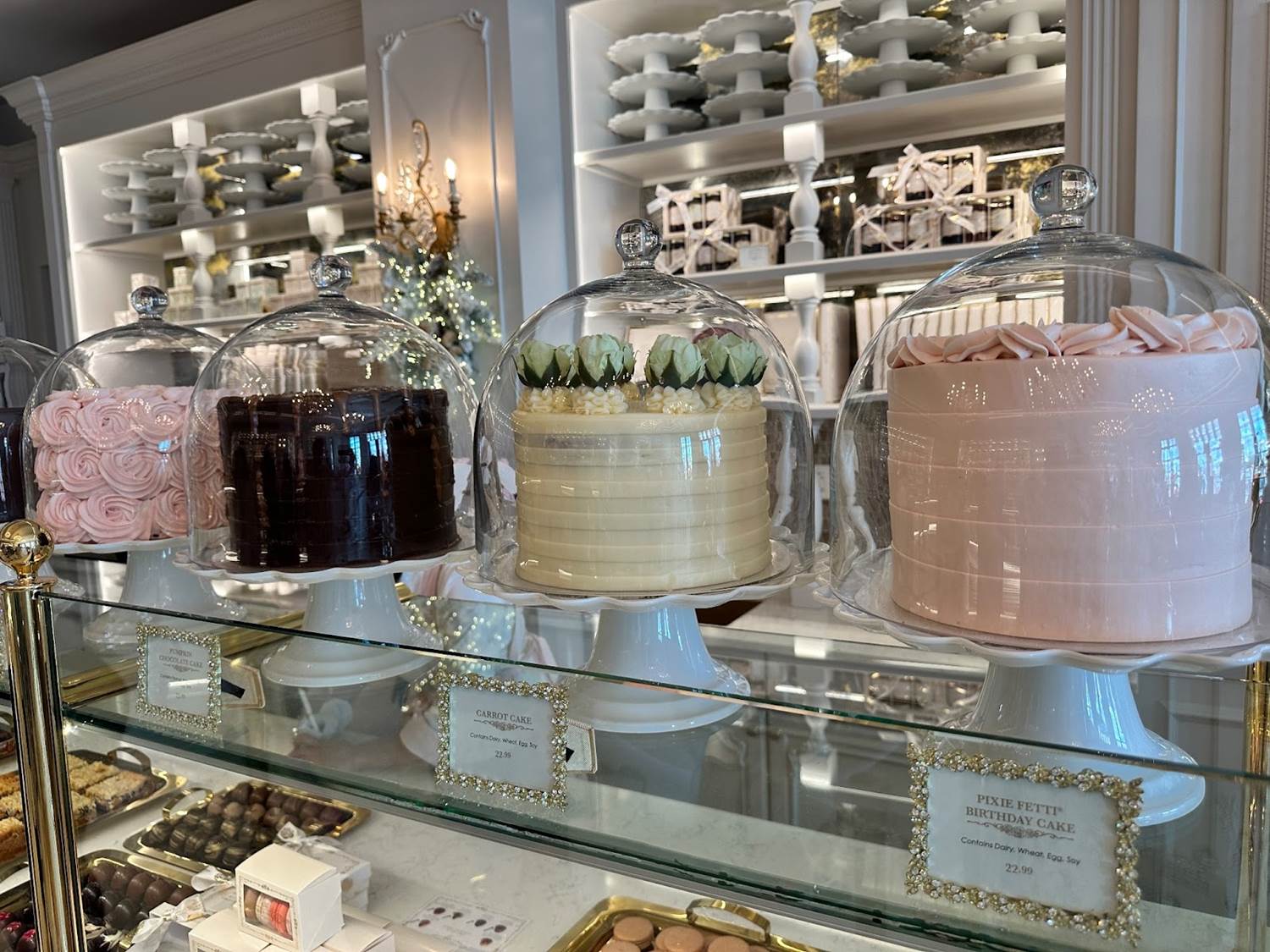 Photos: Tour the Recently Opened Cake Bake Shop at Disney’s BoardWalk ...