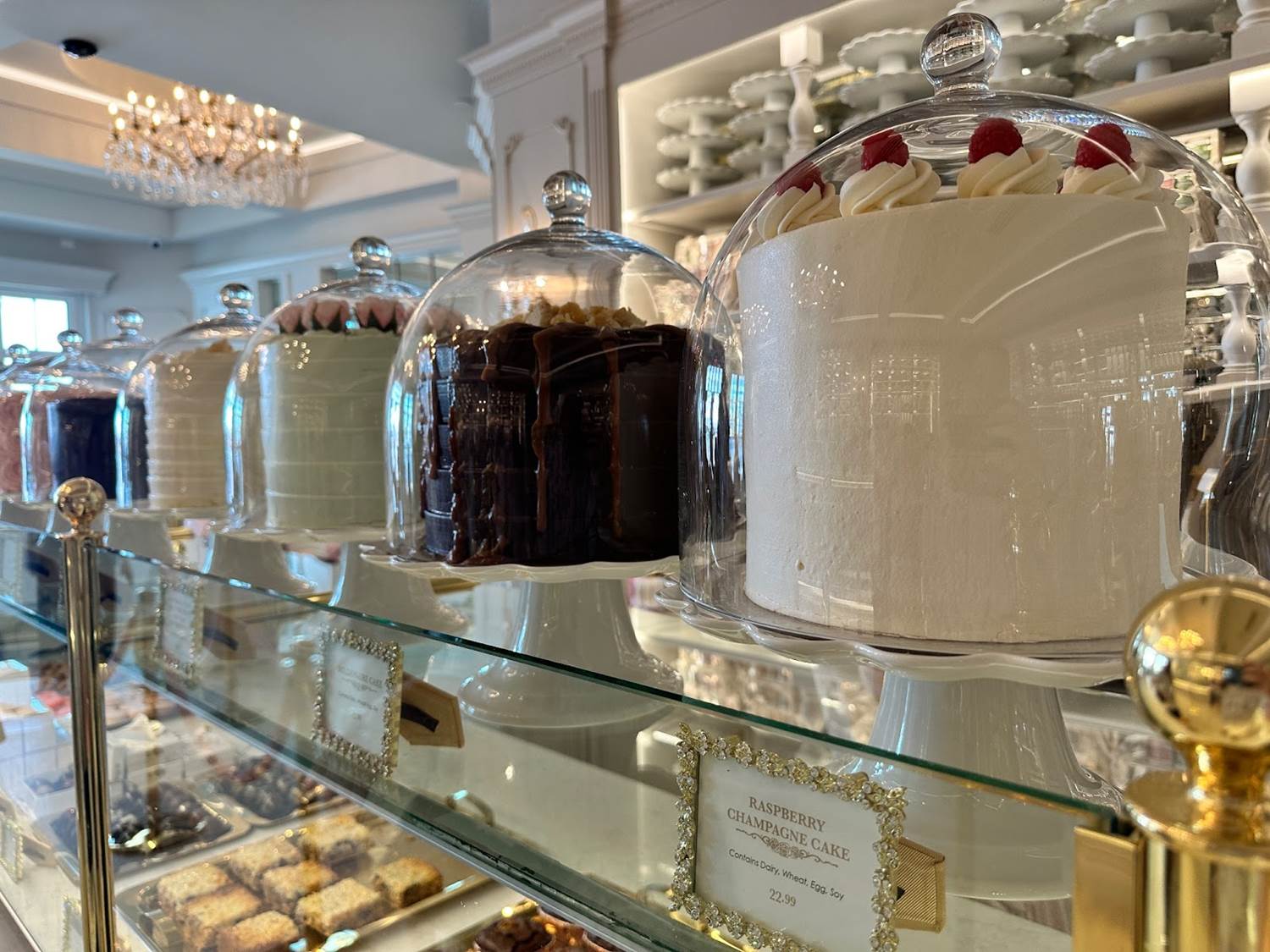 Photos: Tour the Recently Opened Cake Bake Shop at Disney’s BoardWalk ...
