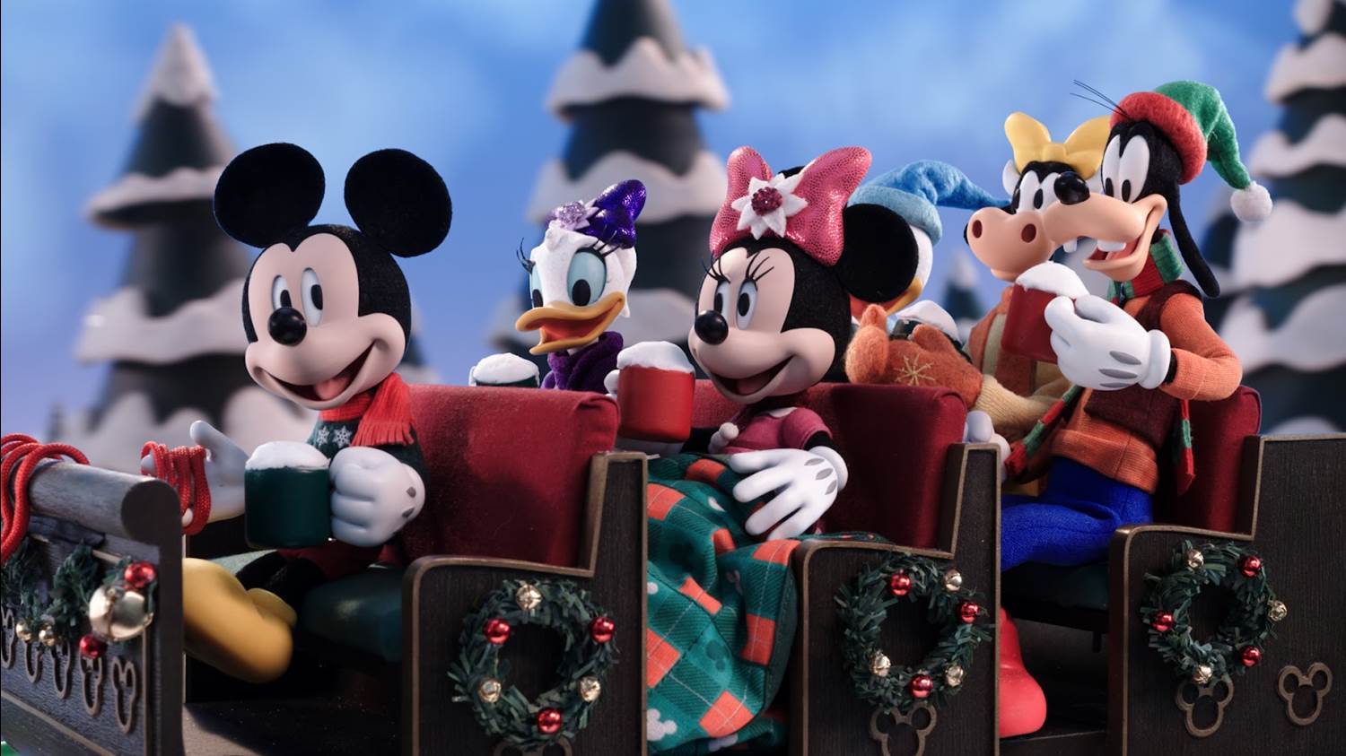 Disney Channel and Disney Jr. Unwrap Full Lineup of Festive Programming ...