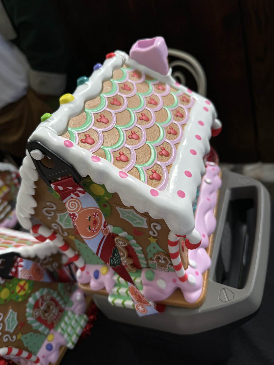 Photos: “Holiday Fun with Santa and Friends!” Takes Over Disneyland’s ...