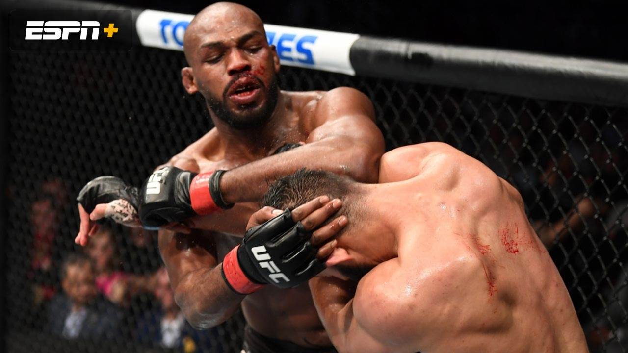 Preview: The Heavyweight Crown is Up for Grabs as the Octagon Returns ...