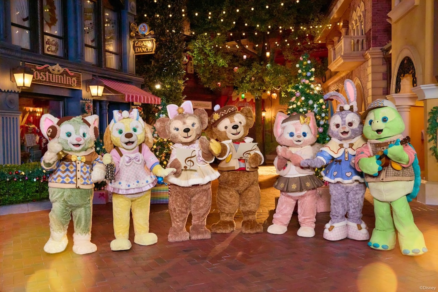 Enjoy a Cold Weather Celebration at Shanghai Disneyland's Disney Winter ...